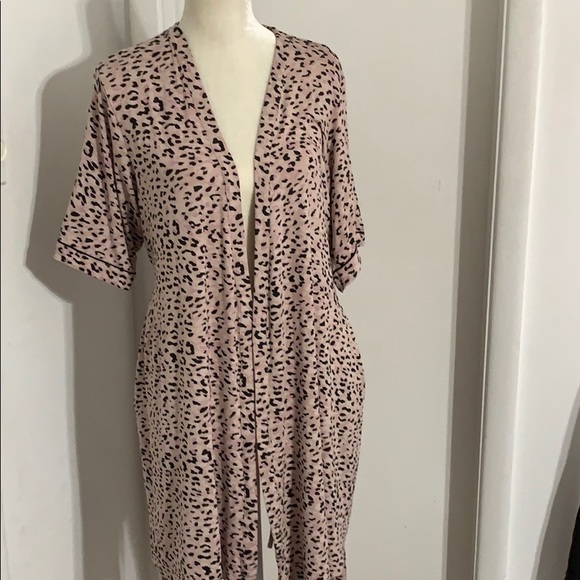 Jessica Simpson | Intimates & Sleepwear | Jessica Simpson Robe | Poshmark